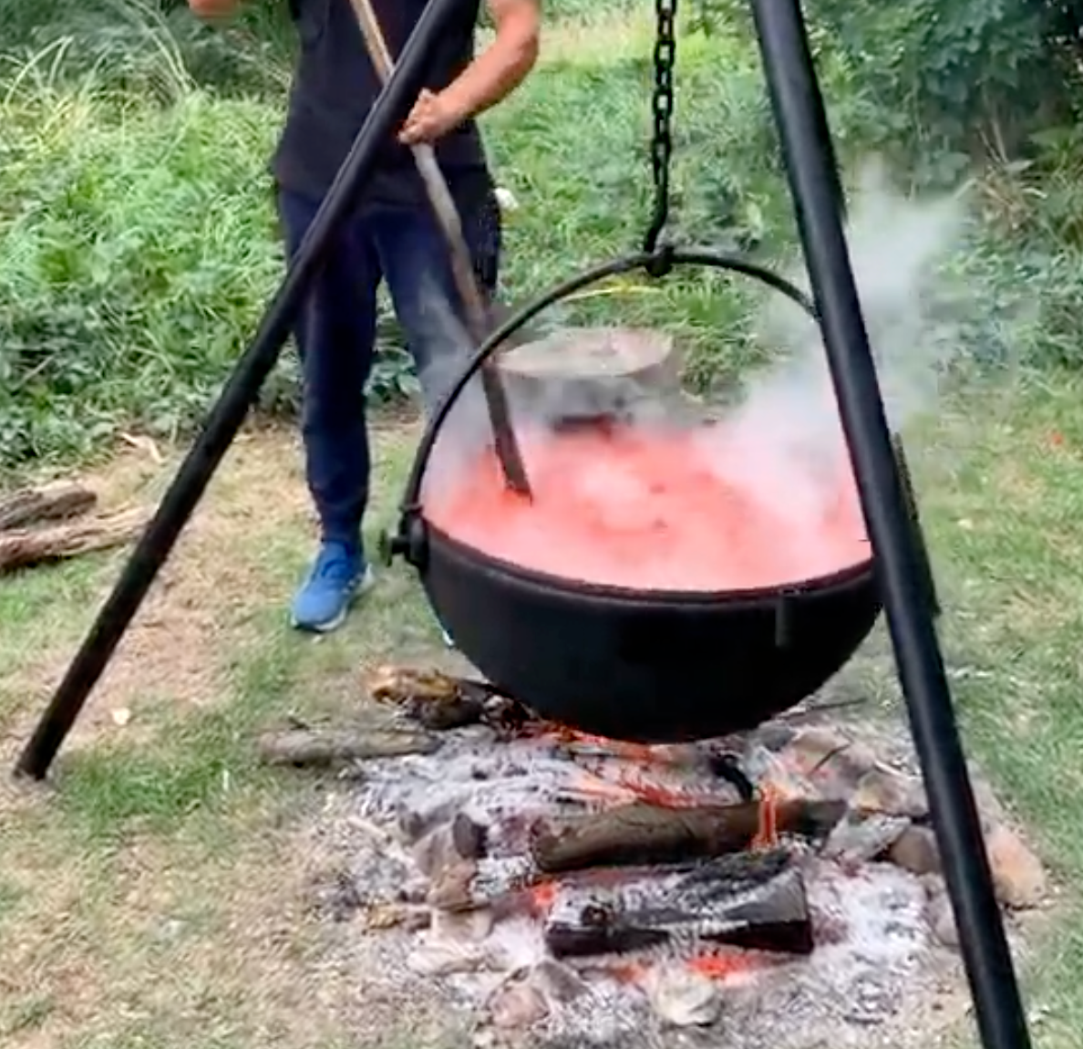 Cowboy Beef Chili by Tyler Florence – Cowboy Cauldron Co